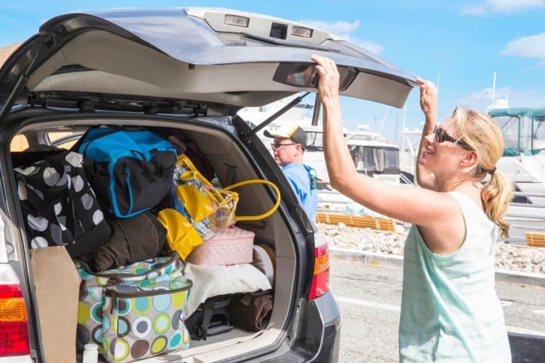 Can I Drive My SUV With The Hatch Open? | Vehicle Answers