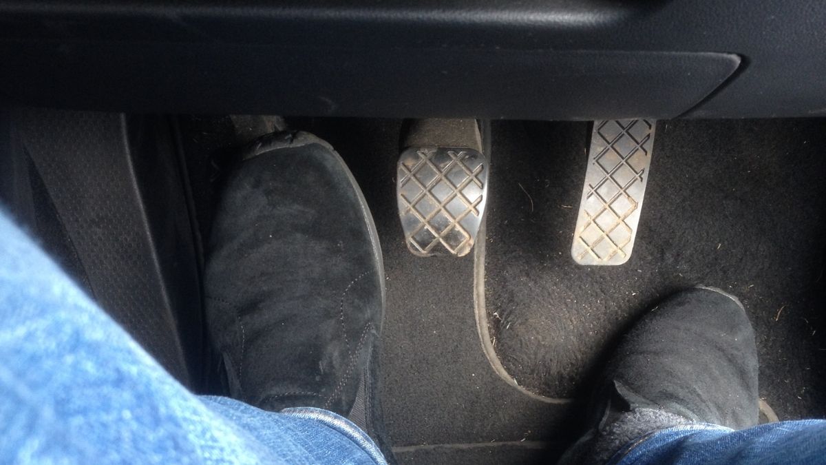 Is Driving With Both Feet Illegal? | Vehicle Answers